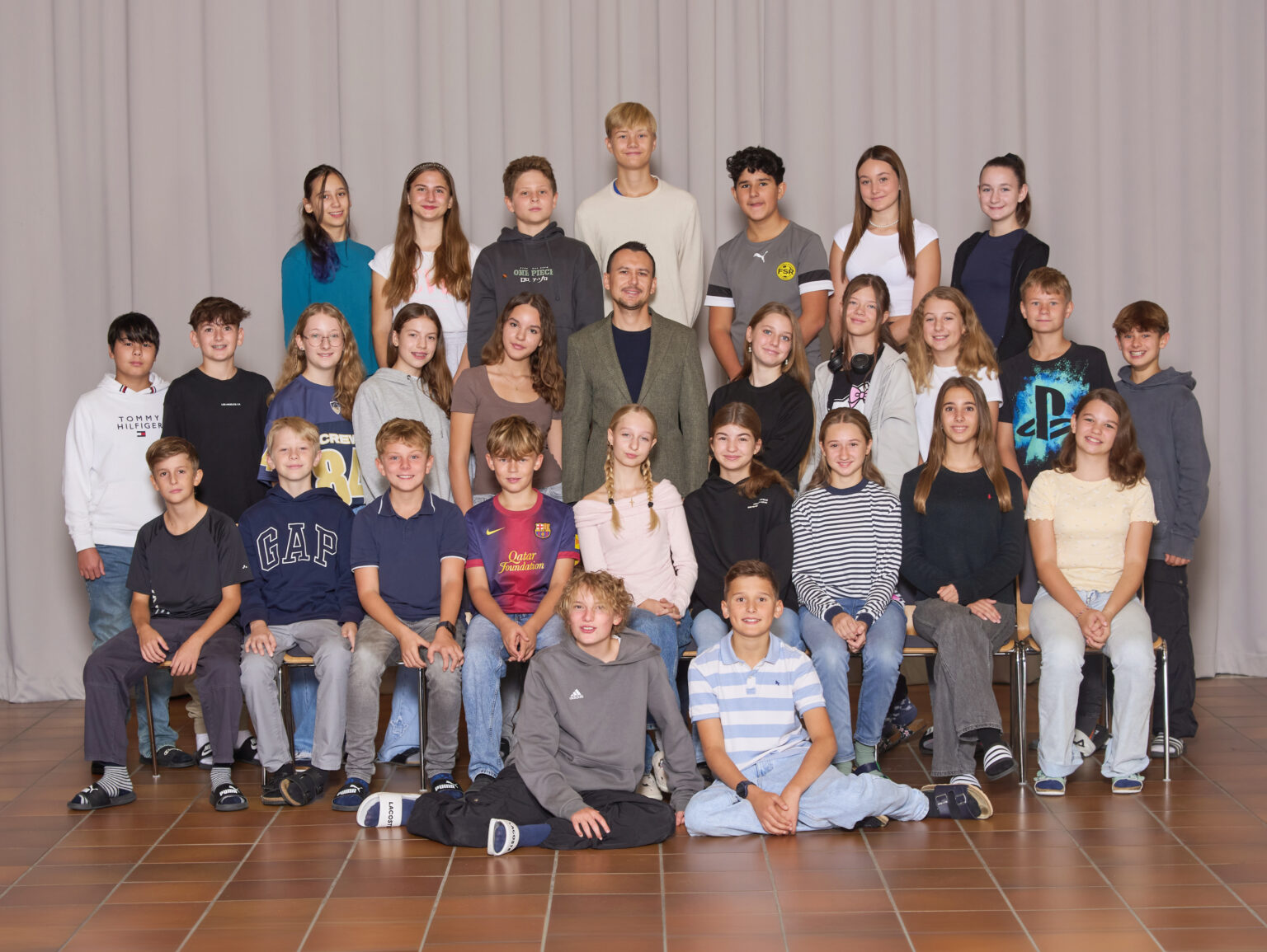 Klassenfotos – BRG|BORG Feldbach